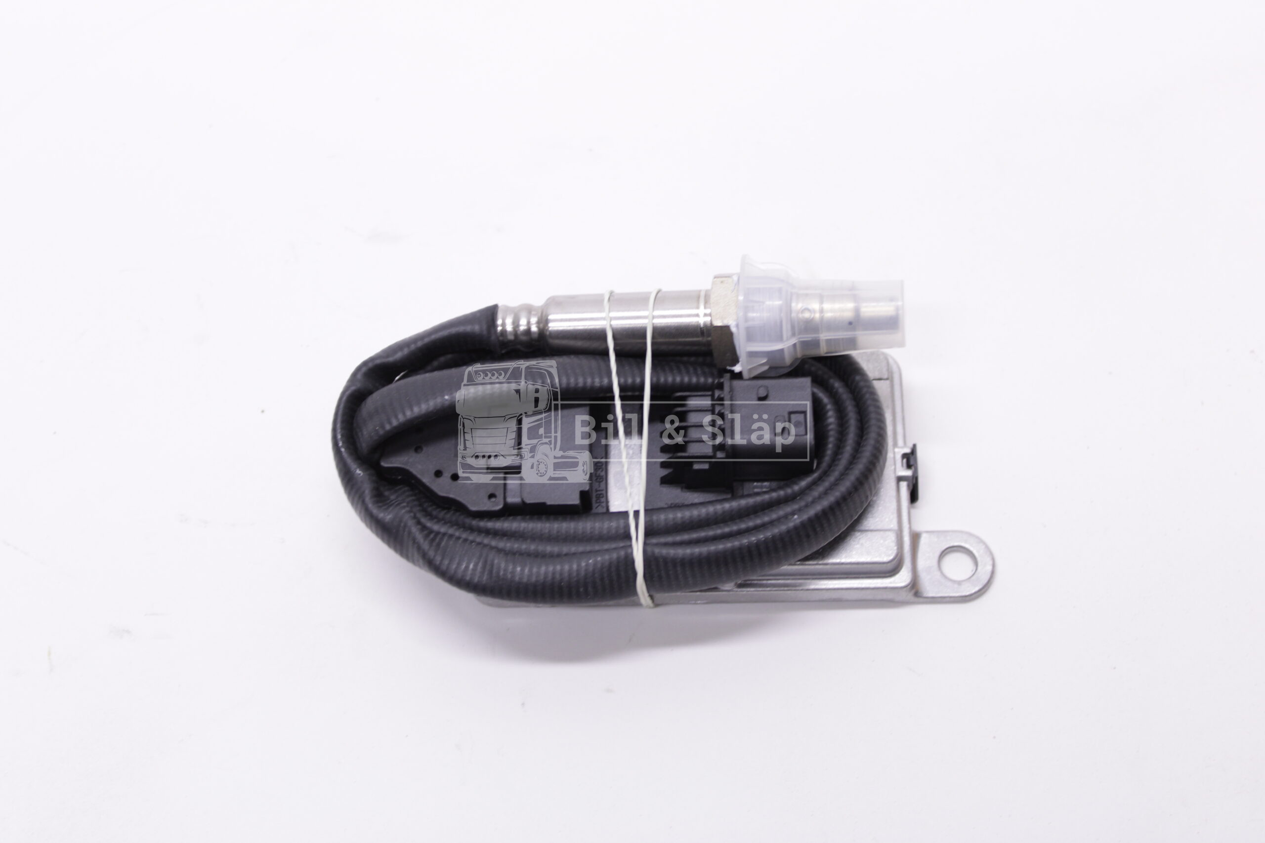 NOX SENSOR FÖRE PARTIKELFILTER ORG HELLA - Lastbilsdel.se